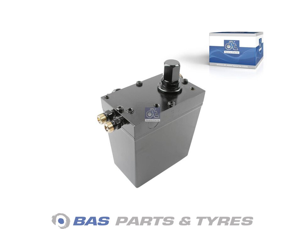 Cabin tilt pump DT Spare Parts 1075296 1075296, 1095005 - BAS Parts