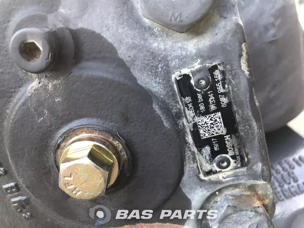Steering box Renault 7400250413 | BAS Parts & Tyres