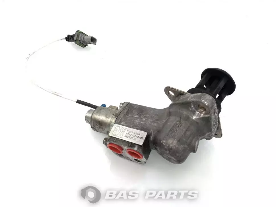EGR valve Volvo 21517889 | BAS Parts & Tyres