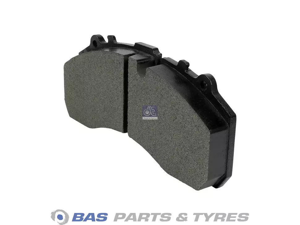 Disc brake pad kit DT Spare Parts 81508206032 | BAS Parts & Tyres