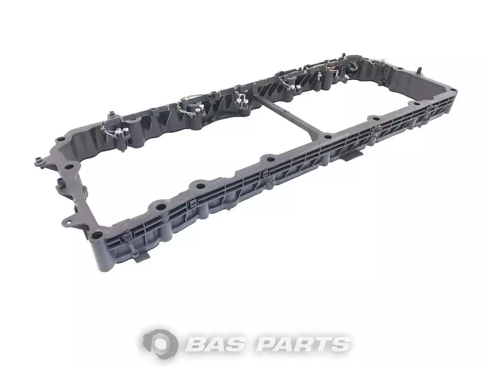 Valve cover Renault 7421717750 | BAS Parts & Tyres