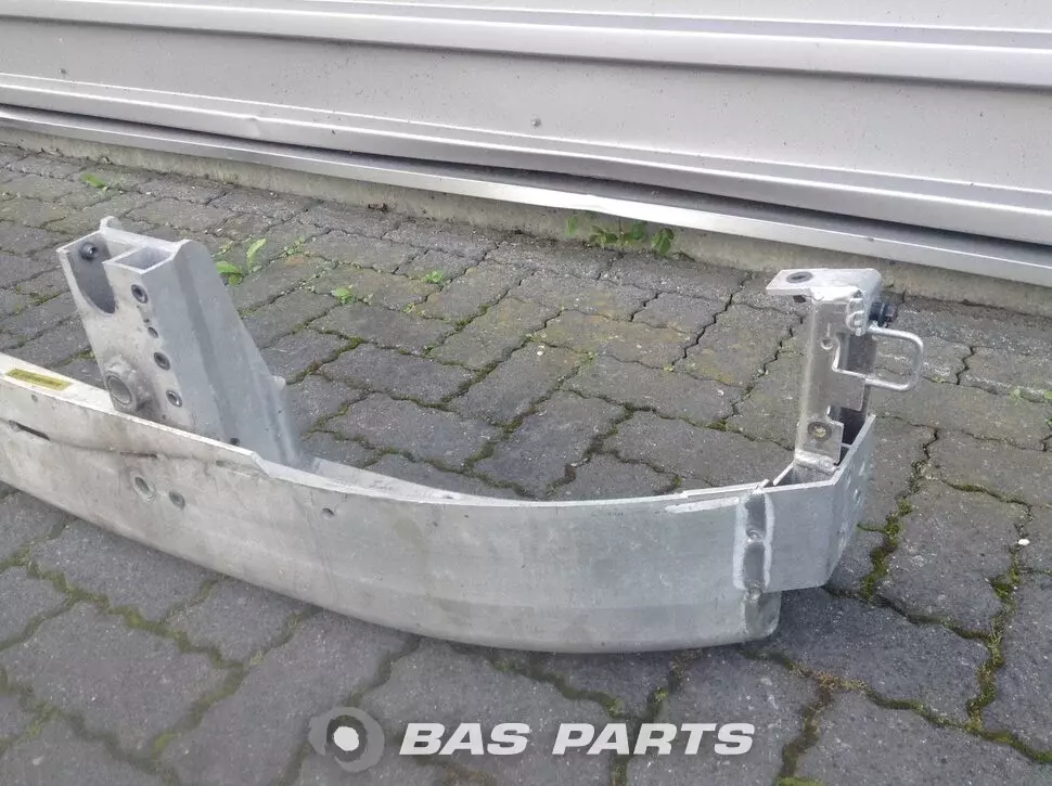 Barre anti-encastrement Volvo 82491840 | BAS Parts & Tyres