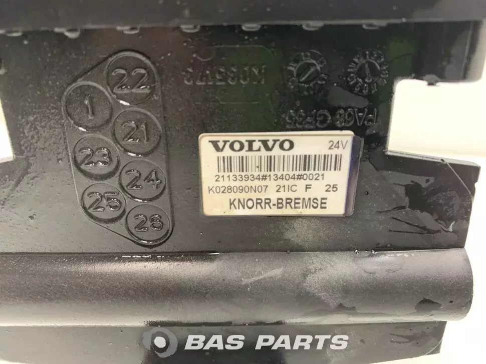 Control valve Volvo 21133934 | BAS Parts & Tyres