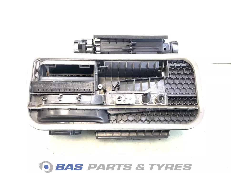 Heating unit Mercedes A 960 830 22 60 | BAS Parts & Tyres