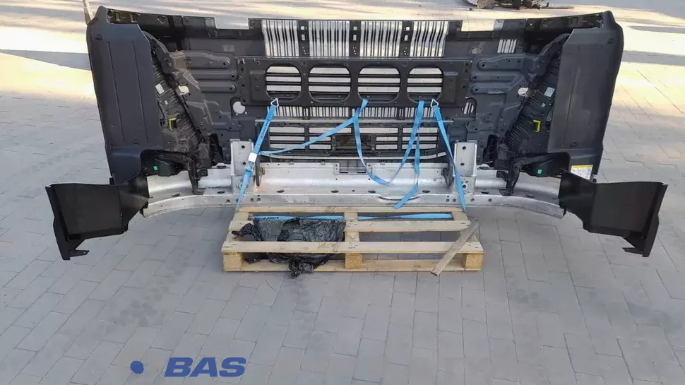 Bumper Volvo FH16 (FH5) 84219358 | BAS Parts & Tyres