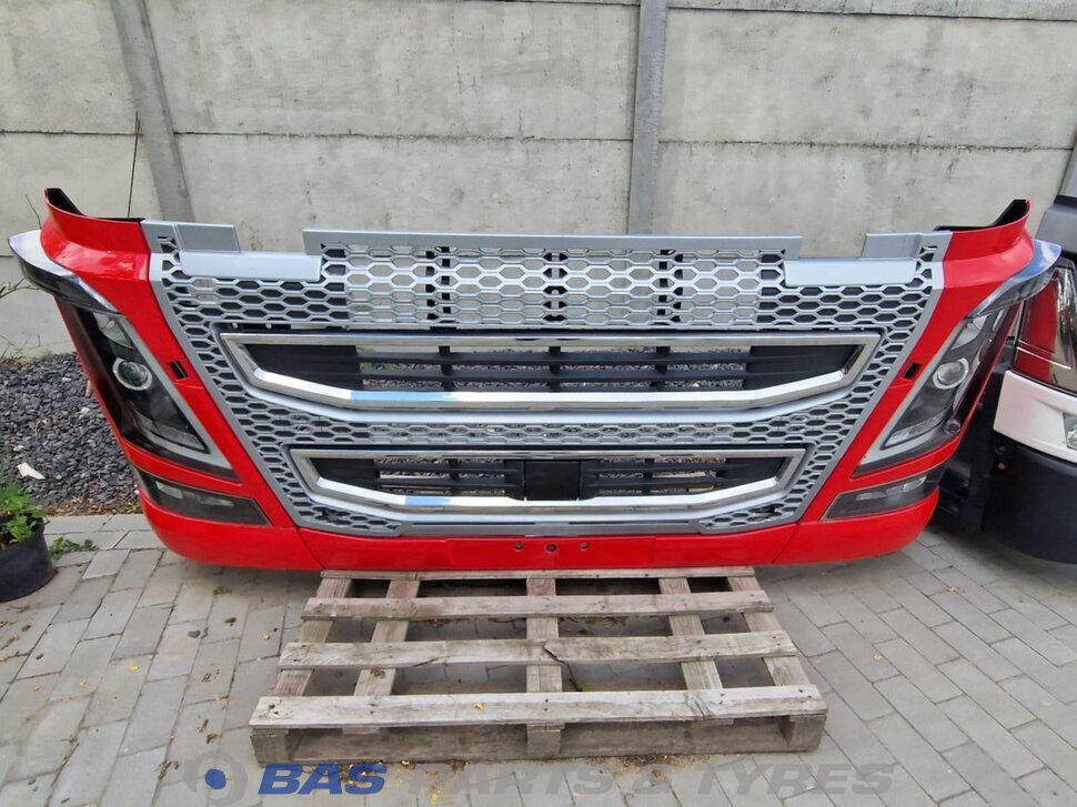 Front bumper complete Volvo FH16 (FH4) 82491842 82491842, 82907355 ...