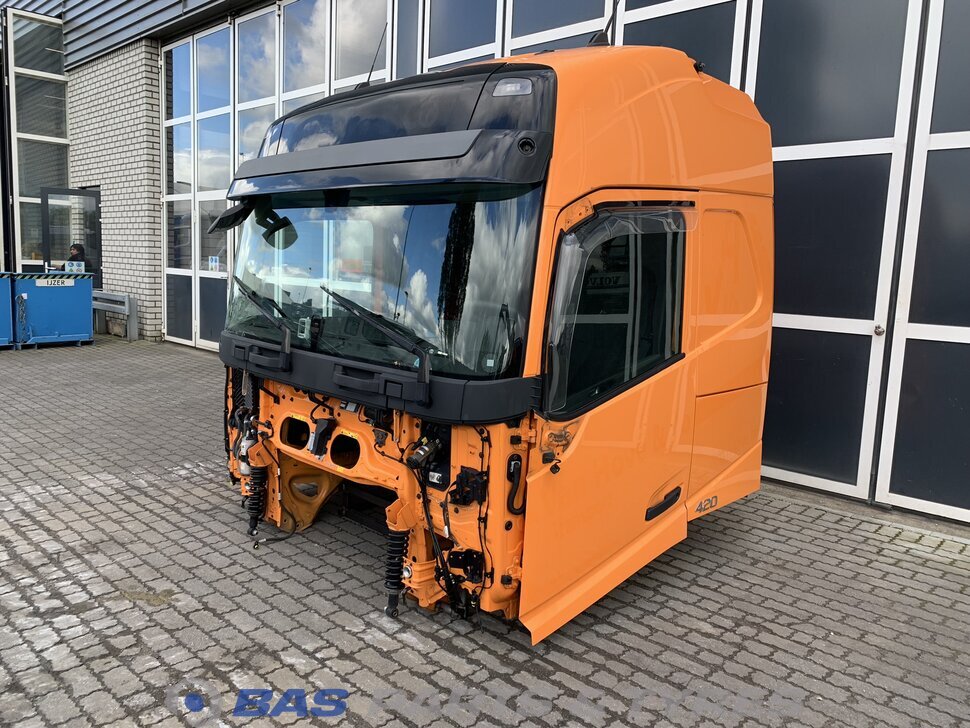 Volvo 85154144, 85154142, 82216178, 82214184, 84223762, 84489461 ...