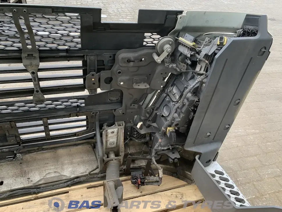 Pare-chocs Volvo FH4 21221138 | BAS Parts & Tyres