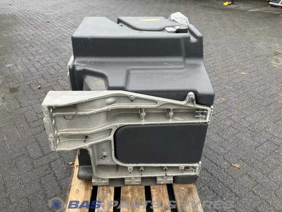 Réservoir carburant Volvo 290 Liter 22951971 | BAS Parts & Tyres