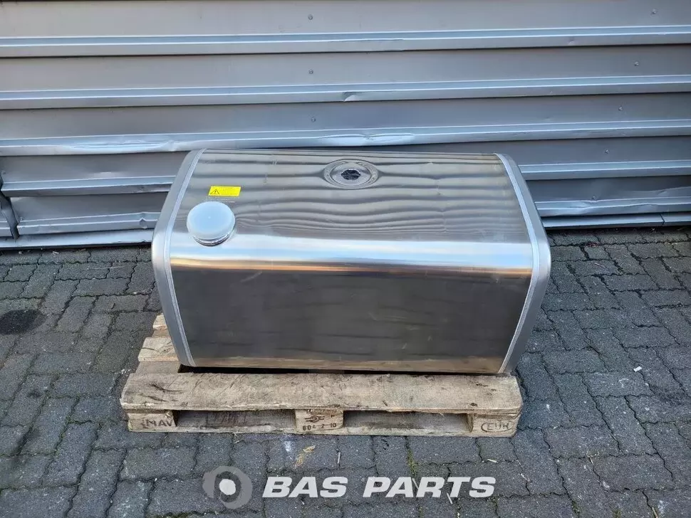 Fuel tank 20504488 20504488 | BAS Parts & Tyres