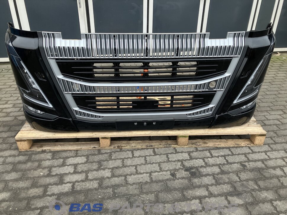 Pare-chocs avant Volvo FH4B 82491840 82491840, 21838427, 22656781 ...
